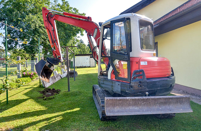 Three Home Improvement Projects Simplified With Excavators | Eagle Rentals